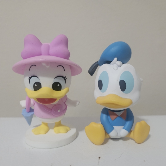 Disney | Toys | Miniso X Disney Donald Duck And Daisy Blind Box Figures ...